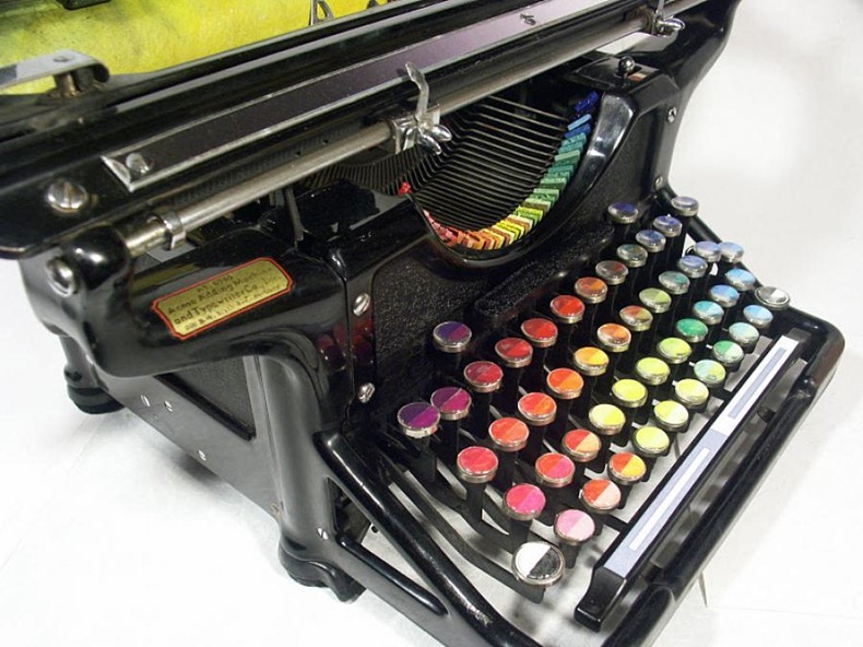 Arvind's: Chromatic Typewriter: A Typewriter That Paints